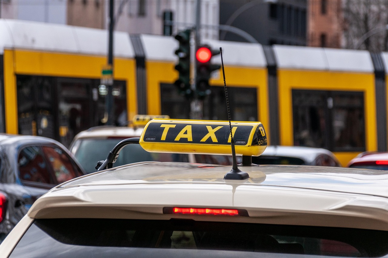Réserver un Taxi Médical Facilement : Guide Pratique